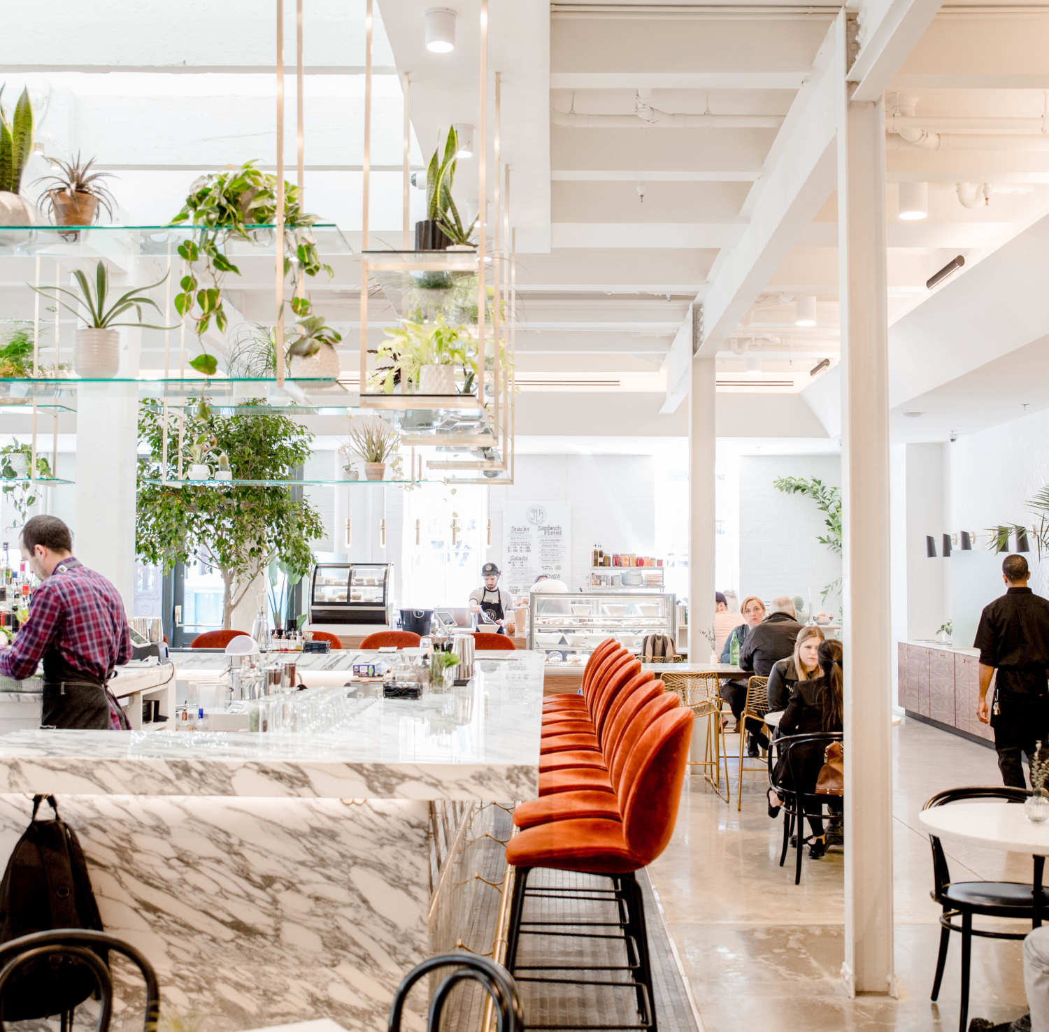 Letting in the light: Auction House Market – New Orleans Living Magazine